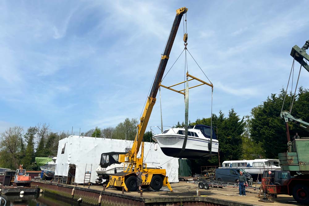 Hard standing - Bell Boats Marina